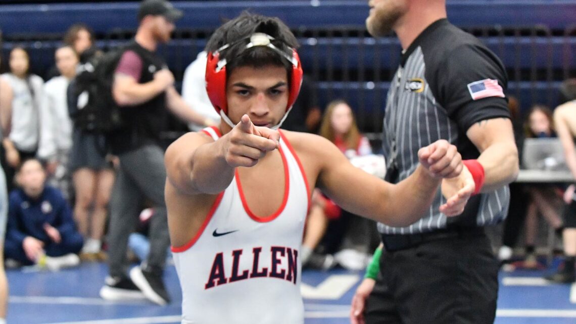 Allen wins: Texas Outlaw and Texas Ladies Outlaw - Texas Wrestling